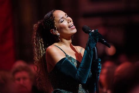 X Factor Winner Leona Lewis To Be Made An Obe At Windsor Castle