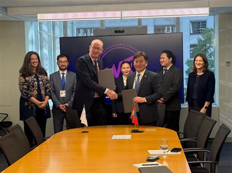 Монголбанк Европын Сэргээн босголт хөгжлийн банктай хамтын ажиллагааны санамж бичиг байгууллаа