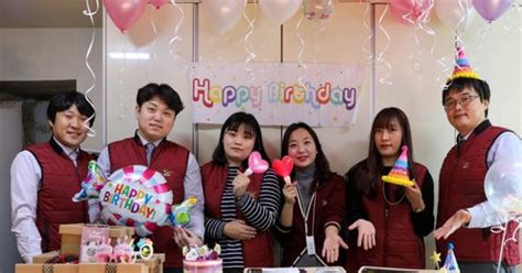 본도시락 쪽방촌 어르신 위한 생일파티 진행 연말 맞아 소중한 추억 선사