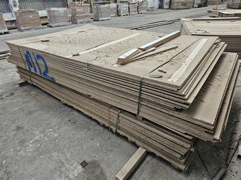 Selection Of Chip Board Sheets Various Lengths X