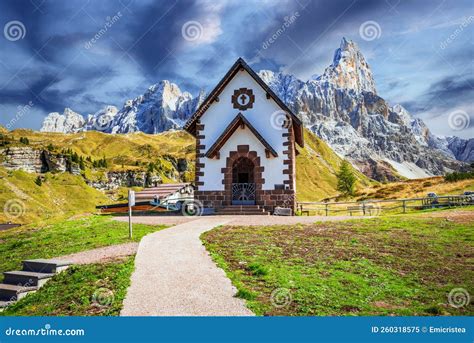 Dolomites Sudtirol Italy Cimon Della Pala Mountain And The Church
