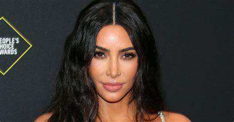 Kim Kardashian Contouring