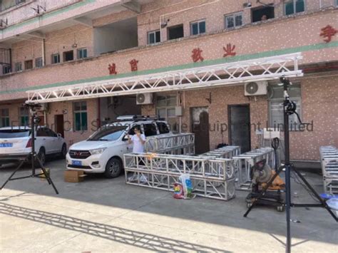 Heavy Duty Line Array Speaker Stand For Portable Stage Lighting Truss System Crank Stand And