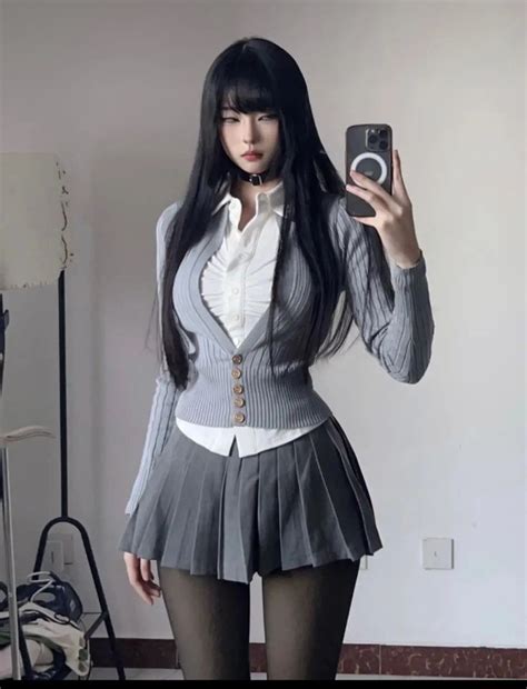 𝐒𝐀𝐕𝐄 𝐅𝐎𝐋𝐋𝐎𝐖 Cute Outfits Seductive Clothes Clothes