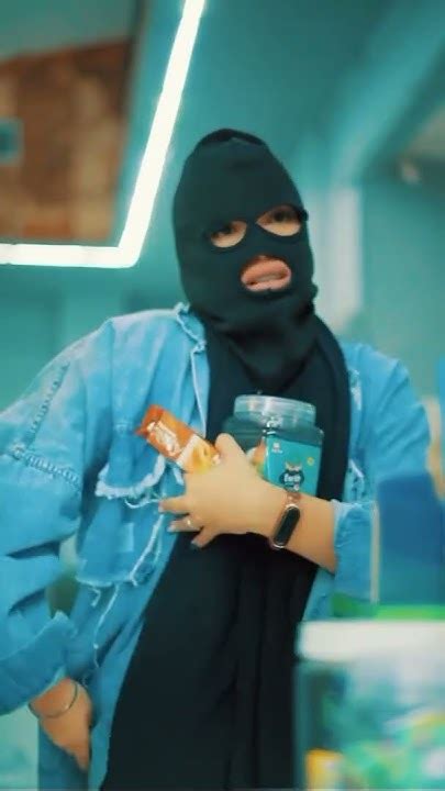 دختر بدون آرایش😂😂 Youtube