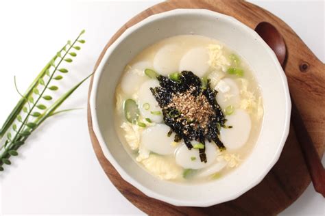 떡국 끓이는 법 멸치육수 레시피 떡국 끓이기 초간단 계란떡국