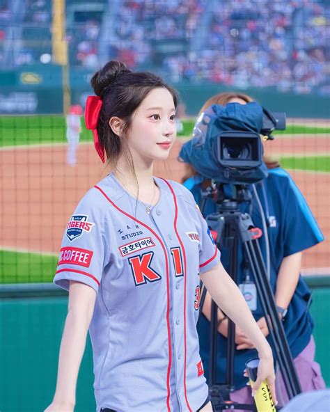 Profil Dan Biodata Cheerleader Korea Lee Ju Eun