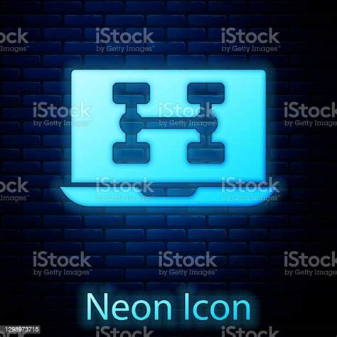 벽돌 벽 배경에 격리 된 자동차 아이콘의 빛나는 네온 하드웨어 진단 조건 자동차 서비스 및 수리 부품 벡터 건강 검진에 대한