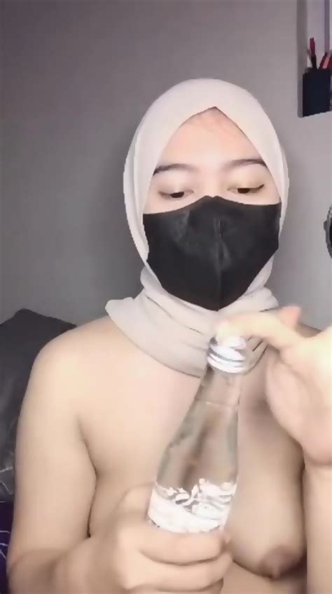 Dede Cantik Jilbab Show