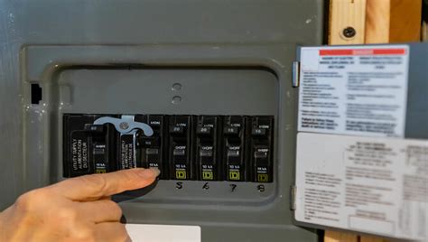 How To Reset A Circuit Breaker Full Guideline
