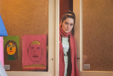 Hrdinka Nového Seriálu České Televize Hledá Adoptivní Rodinu Pro Své Nenarozené Děcko V Hlavní