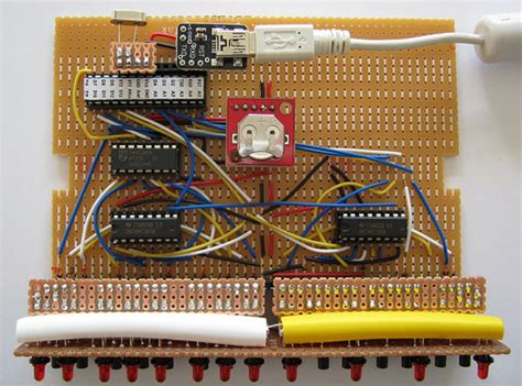 KENBAK uino Una réplica del Kenbak 1 con Arduino BricoGeek