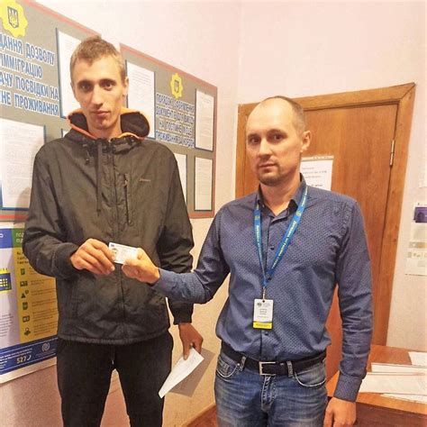 Отримати перший паспорт в 25 років щоб поповнити лави ЗСУ Державна міграційна служба України