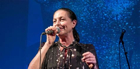 Lio Remonte Sur Scène 13 Jours Après La Mort De Son Fils