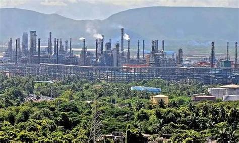 Rs 1835 Cr Fine May Delay Hpcl Refinery Expansion