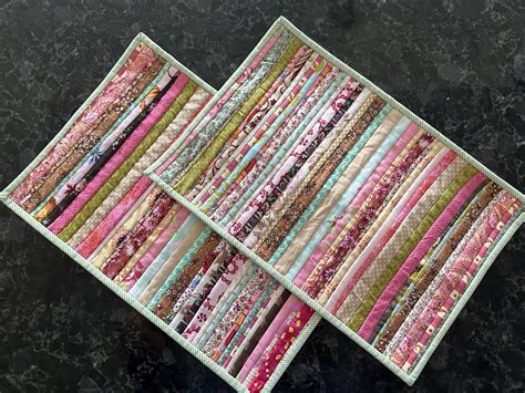 Pink Strings Table Mat Susies