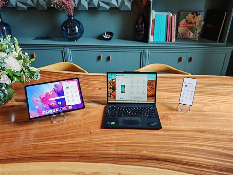 Motorola Ja Lenovo Julkistivat Smart Connectin Yhdist Saumattomasti Puhelimen Tietokoneen