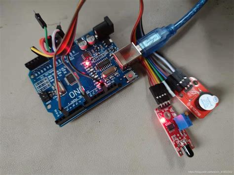 Arduino笔记实验初级阶段—火焰传感器有源蜂鸣器实验arduino如何检测火焰传感器是否正常工作 Csdn博客