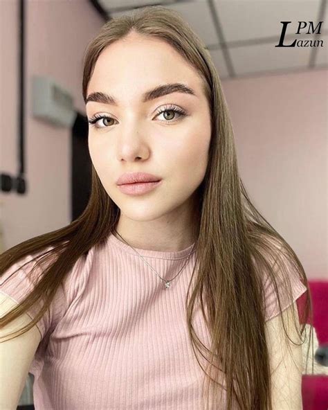 ПЕРМАНЕНТ ВЛАДИВОСТОК💋 On Instagram “Час в салоне месяц без забот🤩 Ламинирование бровей это