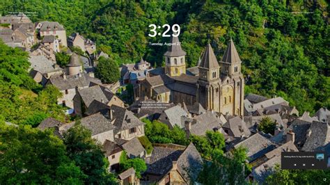Microsoft Is Testing New Design For Media Controls On The Windows Lock Screen
