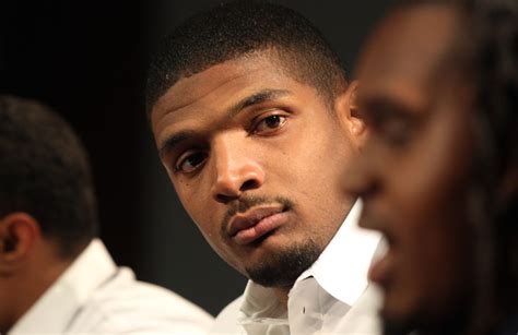 St Louis Cuts Michael Sam First Openly Gay Nfl Draftee