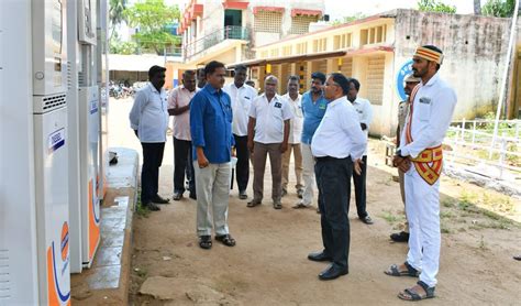 மயிலாடுதுறை அரசு பேருந்து பணிமனையில் அடிப்படை வசதி இல்லாமல் அவதிப்படும்