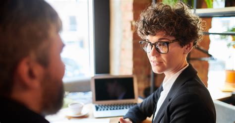 People Who Are Sarcastic By Default Usually Display These 8 Unique Traits According To Psychology