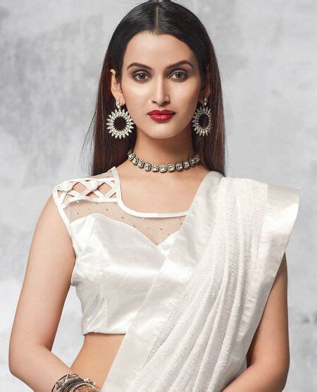 Pin By Mathialagan Veerasami On Pothys 2021 Party Wear Sarees Online Party Wear Sarees