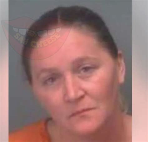 Say Cheese 👄🧀 On Twitter Florida Woman Arrested For Throwing