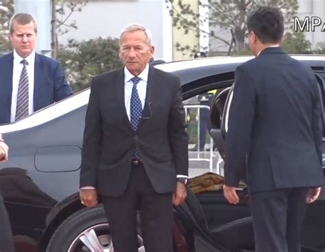 Чехийн парламентын Сенатын танхимын Ерөнхийлөгчийн айлчлал эхэллээ