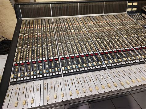 Solid State Logic SSL 4000E 16 Channel Strips Black Knob 242 Reverb