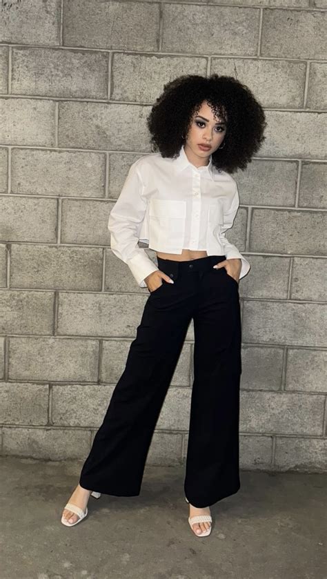 Gabrielle Nevaeh Greens Feet