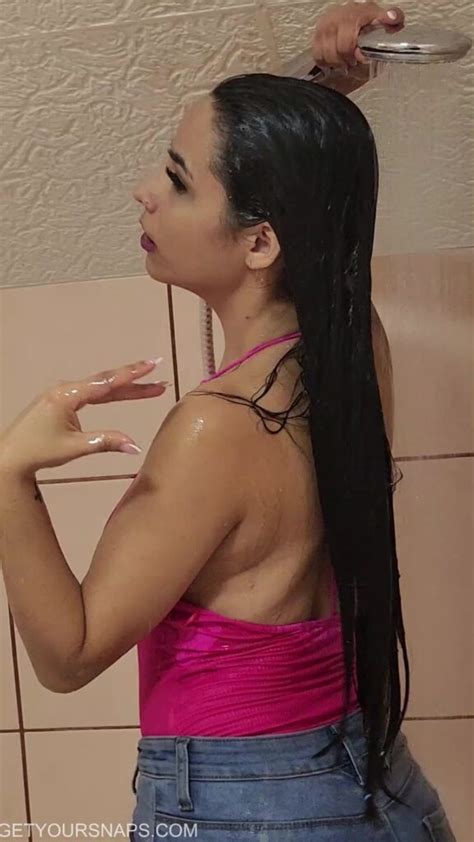 Gina Gets Wet In Denim Clothes Girls In Wet Clothes