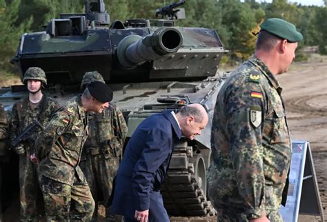 Russia War Germany Sends Leopard 2 Battle Tank To Ukraine Russia Ukraine War यूक्रेन को