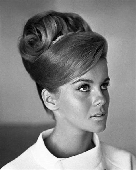 29 Hair Trends From The 1970s We Remember Today