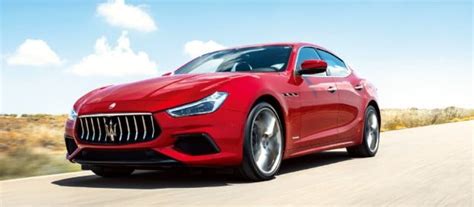 폭발적 성능·우아한 디자인럭셔리 세단 마세라티 기블리 한국경제