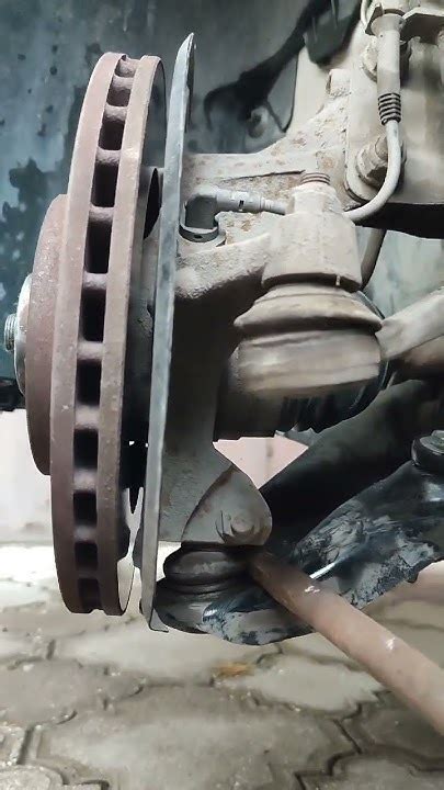 Проверка люфта шаровой опоры Логан 2. Шаровая мёртвая - YouTube