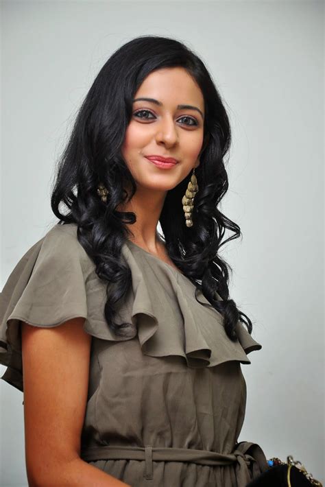 Rakul Preet Singh Hot Unseen Hd Wallpapers Wallpapers Celebritiewalls