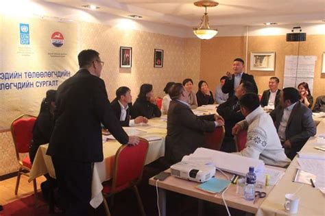 Аймаг сумын иргэдийн Төлөөлөгчдийн Хурлын Төлөөлөгчдийн суурь сургалт амжилттай үргэлжилж байна