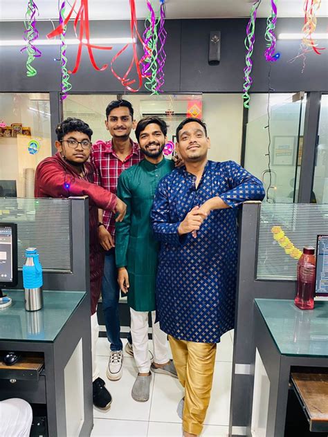 Mayur Nandwalkar On Linkedin Officelife Softwareengineers