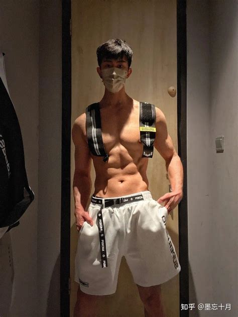 神似王鹤棣！北京肌肉帅哥太撩人了 知乎