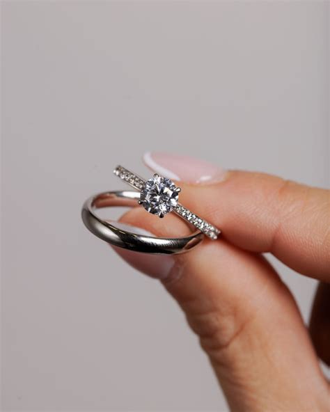 What Is The Difference Between Engagement Ring And Wedding Ring 60