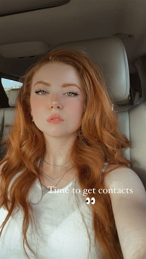 Francesca Capaldi Scrolller