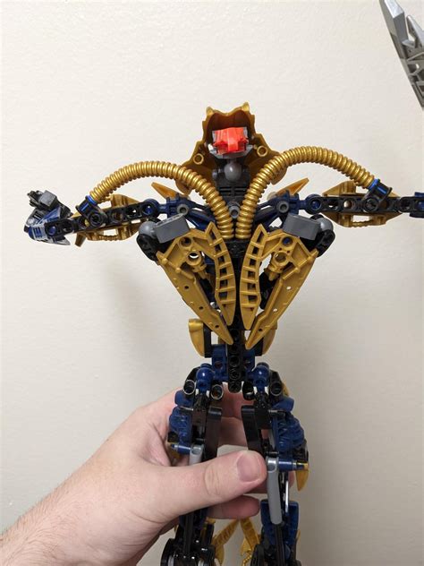 Brutaka Two Arms Or Four Rbioniclelego