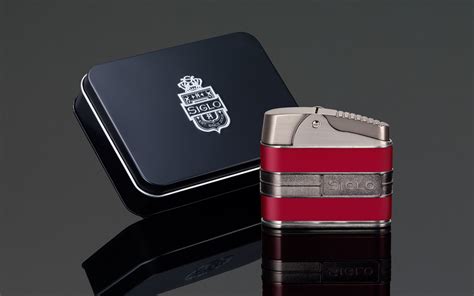 Siglo Retro Table Lighter Gun Red