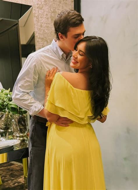 Dandara Maia Feminilidade Dandara Maia Instagram Photos And Videos Couple Picture Poses