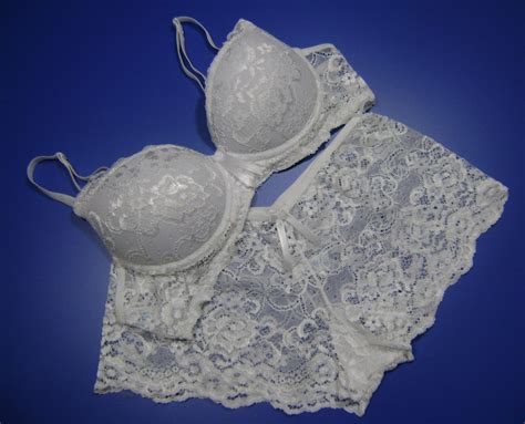 Lingerie branca Só Para Meninas blog feminino por Rafaelli Antes