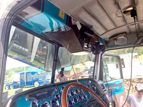 Talladega Fiberglass 379 Flat Top Overhead Console