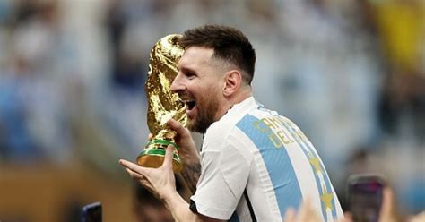 메시는 역대 최고 축구선수가 아니다 역대 최고 운동선수다