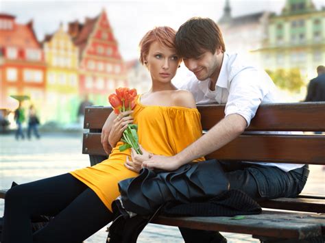 Romantic Couple Sexy Photos 2013 Wallpaper Background